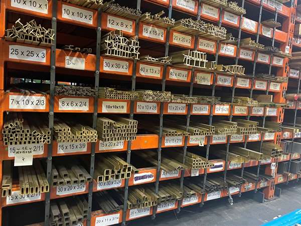 Stort udvalg af Messing U-profil | Kantprofiler | Direkte fra lager